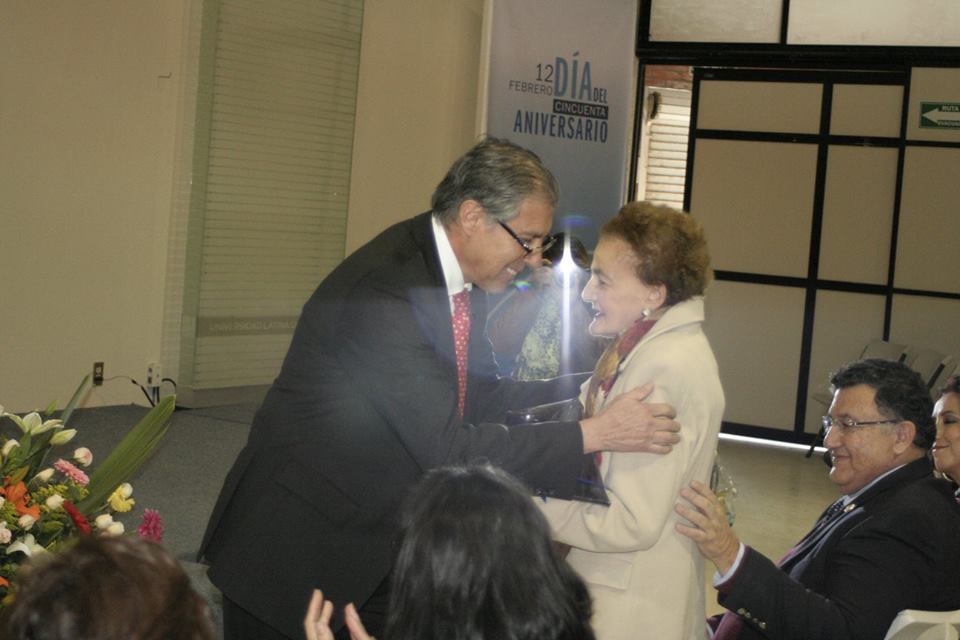 Universidad Latina de Mexico - DÍA DEL CINCUENTENARIO